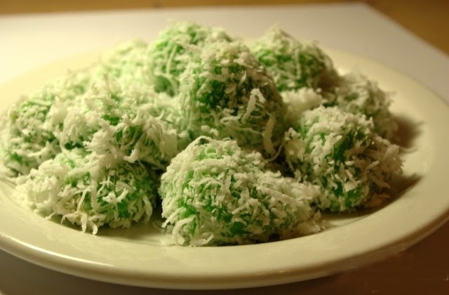 Resepi-Resepi Menyelerakan: Resepi Kuih Melaka (Onde-Onde)