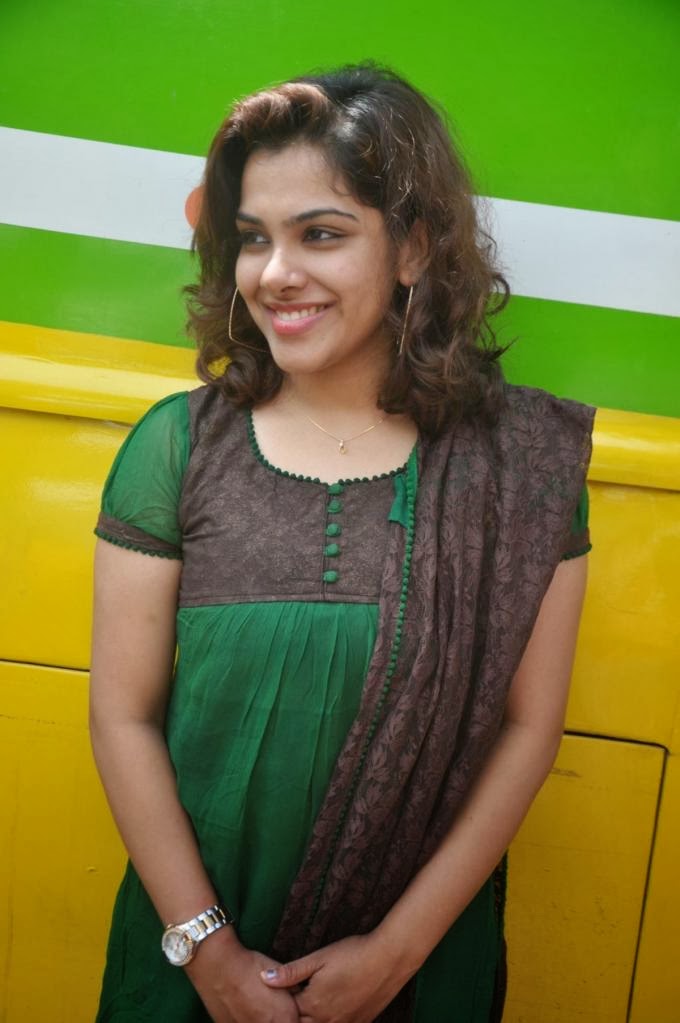 South Actress Sandhya Latest Stills Gallery - Sexy Photolite