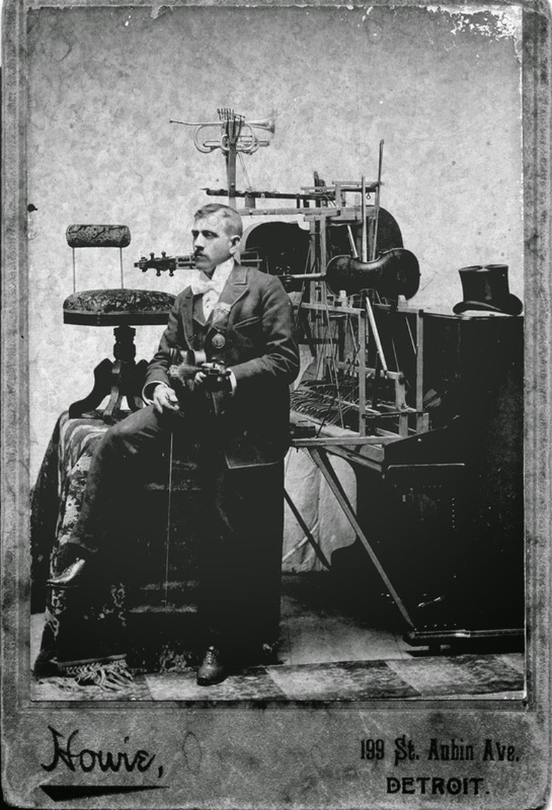 36 Amazing Vintage Photos of One Man Bands From the Past ~ Vintage Everyday