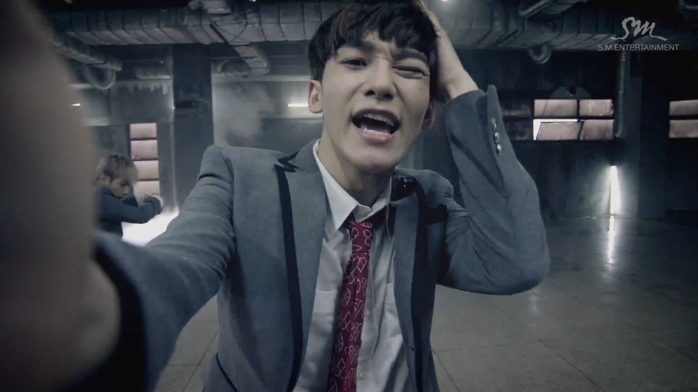 Star The World: Exo Growl