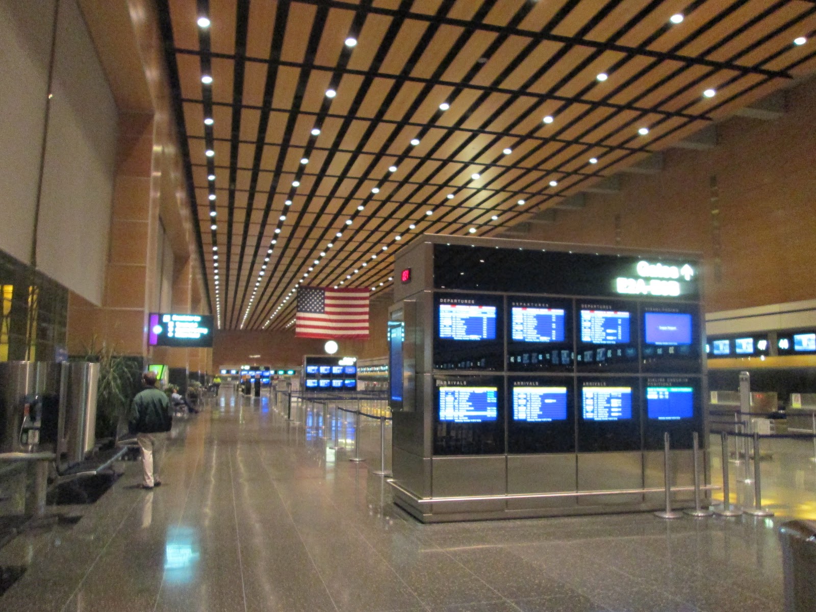 Exploring Massachusetts: November 14th 2012: Exploring the Boston Logan ...