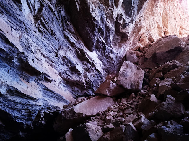 Majestic Beauty of Saudi's Ain Heet Cave and Authentic Picnic to ...