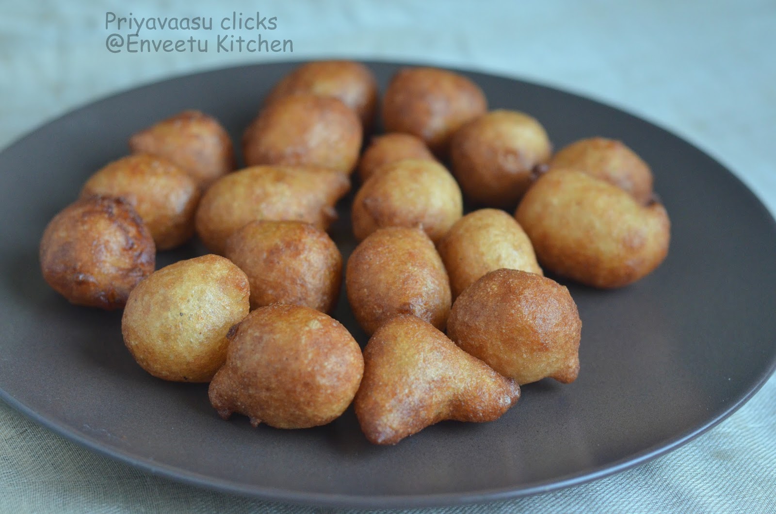 Bur Saliid/Puff Puff from Somalia ~ I Camp in my Kitchen