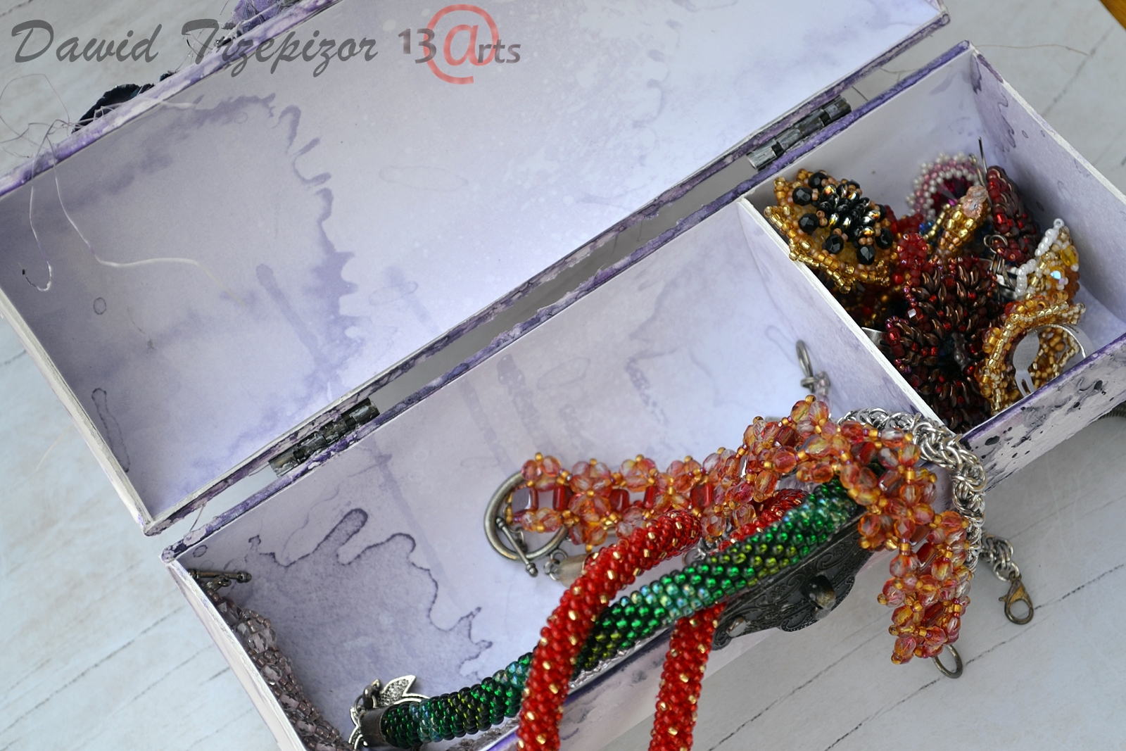 13 arts: Violet box by Dawid