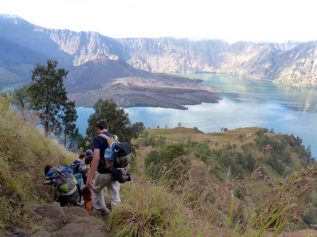 Rinjani Trekking 4D3N via Senaru (Summit, Crater rim, Lake & Hot Spring ...