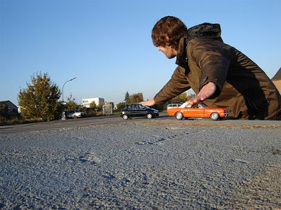 Create Cool Photos: Forced Perspective Photography Ideas And Techniques