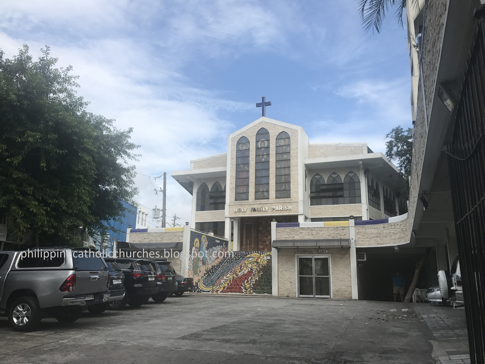 Philippine Catholic Churches: HOLY FAMILY PARISH CHURCH, Makati City ...