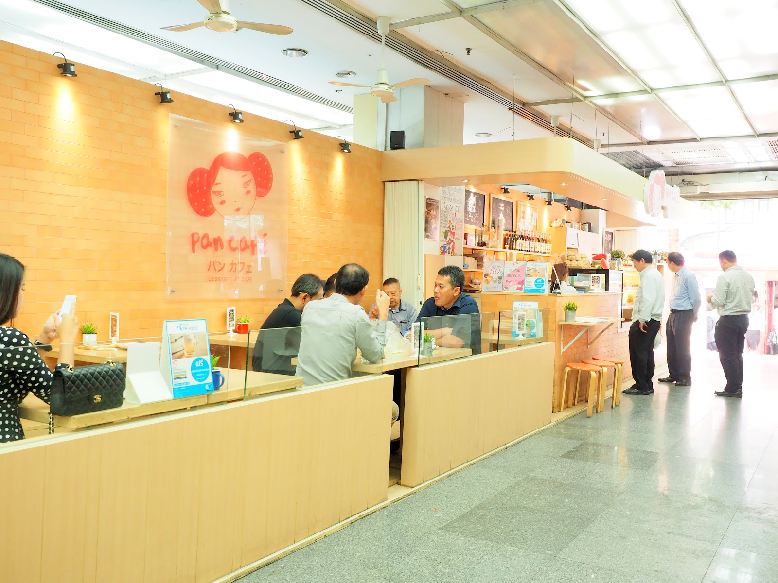 กินเที่ยวต้องยกให้หมี: REVIEW รีวิว Pan Cafe ปังคาเฟ่ขนมหวานน่ารักสไตล์ ...