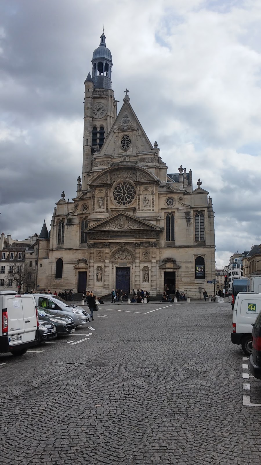 Cercul de stele: Cadrane solare din Paris