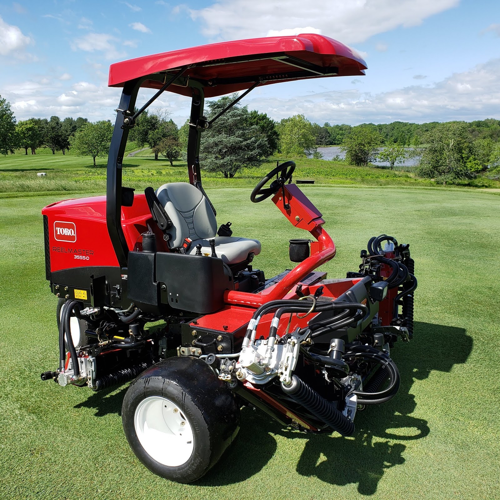 Chantilly National Golf and Grounds: NEW FAIRWAY MOWER!