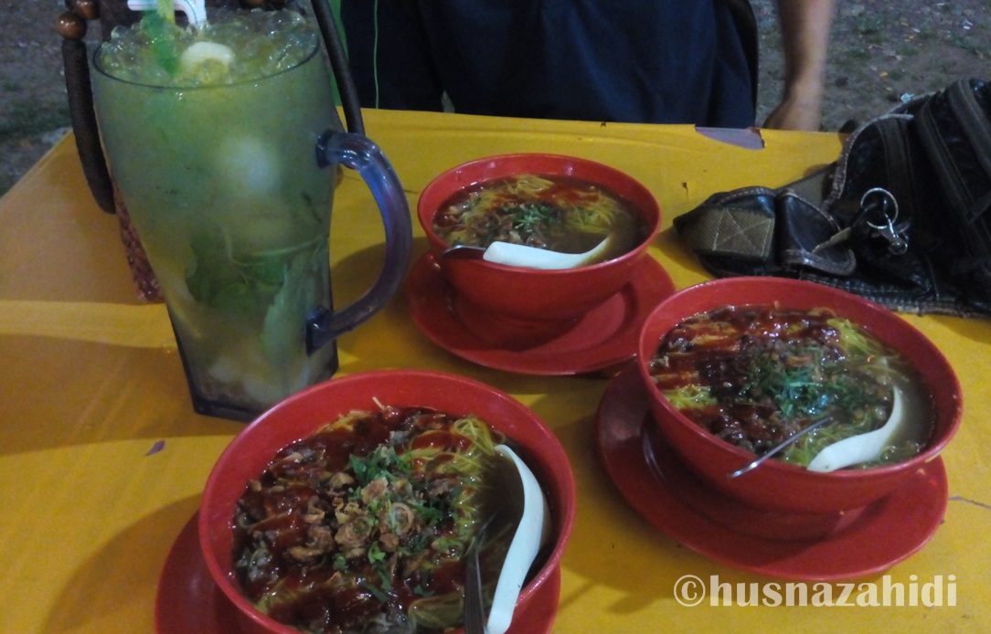 husnazahidi: Tertunai Keinginan di Bihun Sup Puaka, Merbok