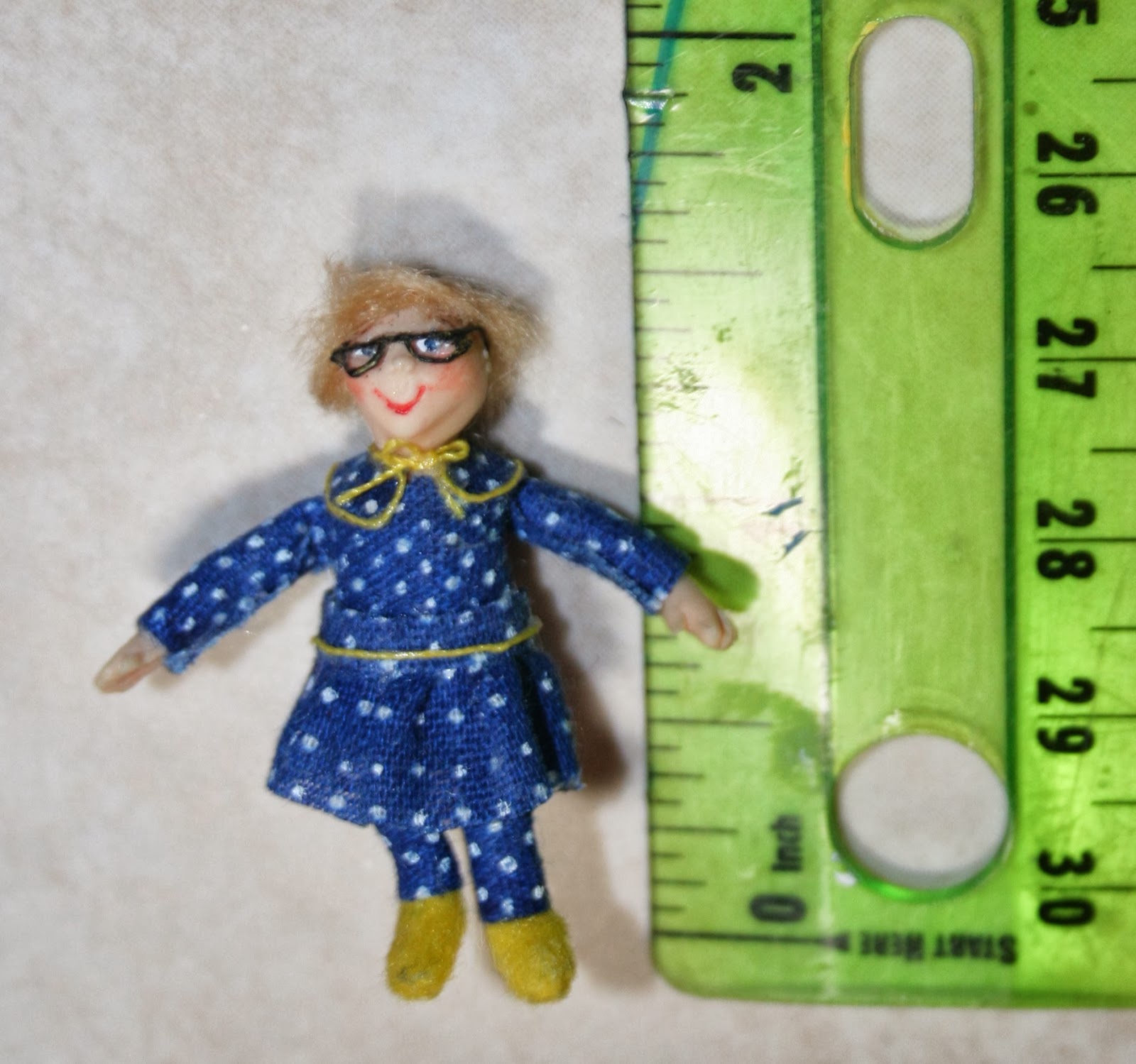 PLANET OF THE DOLLS: Doll-A-Day 27: Mrs. Beasley,her history, my life ...