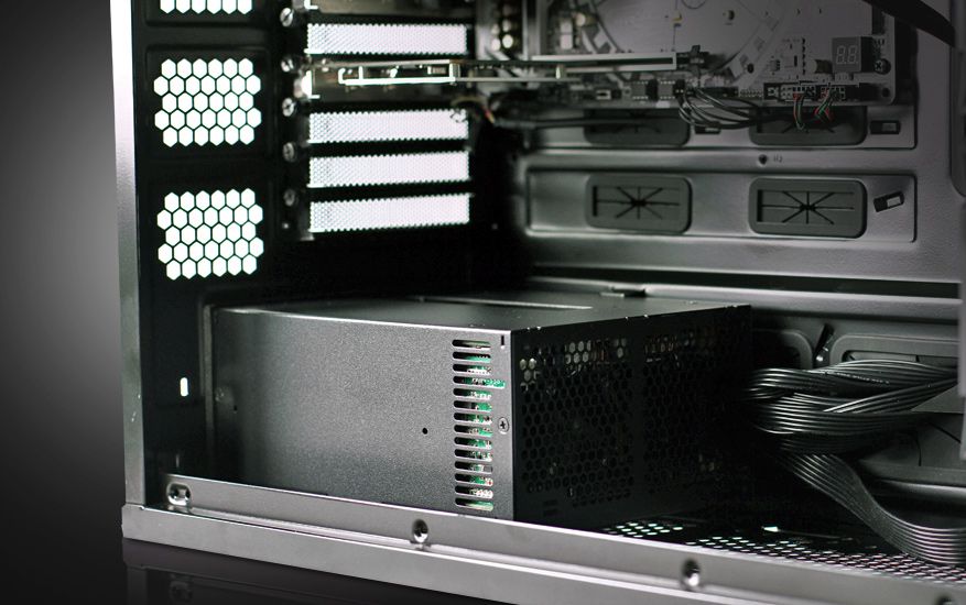 FSP Unveils New Twins Series Redundant PSU For Consumers