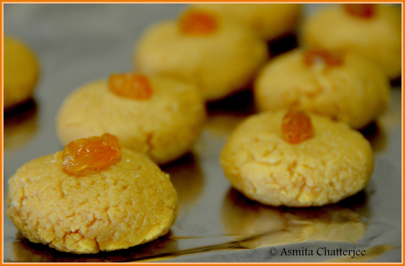 Asmita's Kitchen Tale....: !! Nolen Gur-er (Date Palm Jaggery) Sandesh..!!