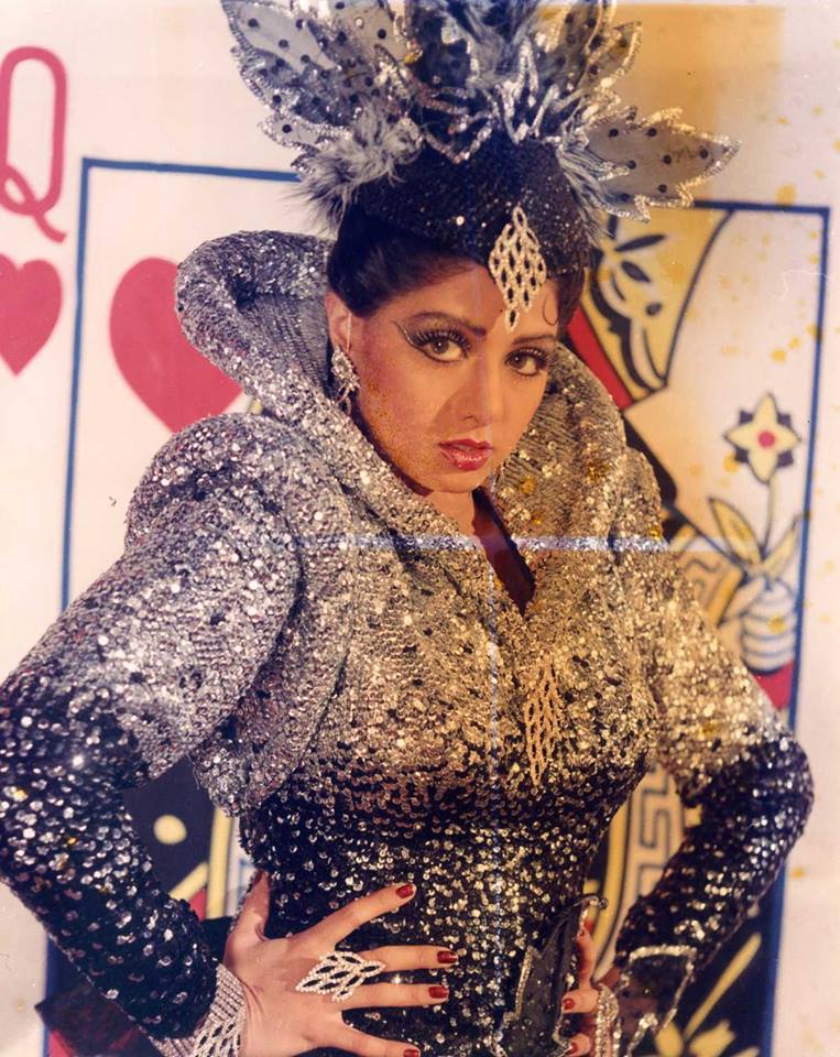 Sridevi: Dharmendra and Sridevi in Naaka Bandi