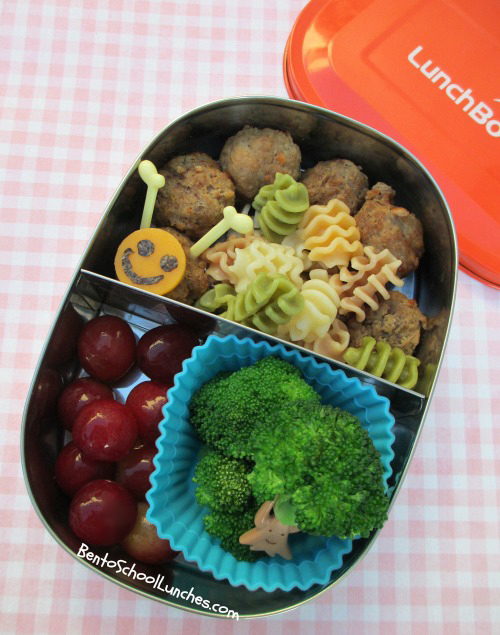 Bento School Lunches : Cute Bug Meatballs And Pasta Bento