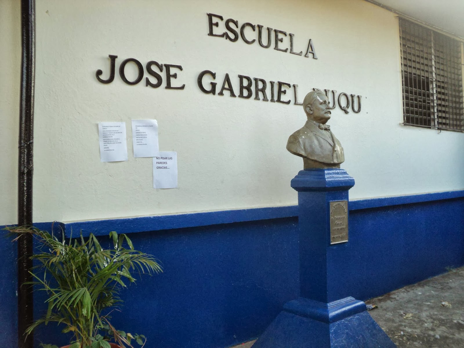 C.E.B.G José Gabriel Duque: Historia