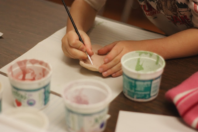 Kindergarten Kids: Ceramic Gingerbread Man Spoon Rest