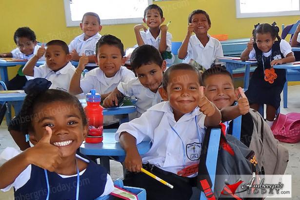 Western Belize Happenings!: BELIZE FIRST YEAR PRIMARY SCHOOL STARTS