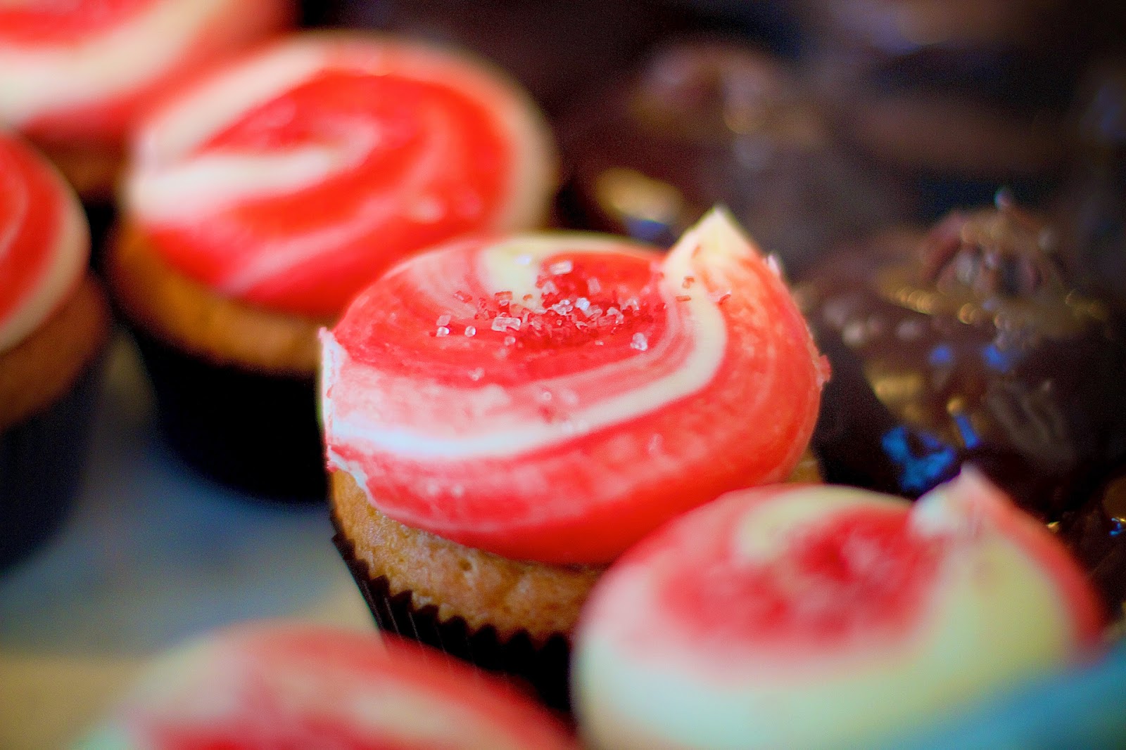Locavore Gifts 2014: Sweets From The Cake Box » Local Food Rocks