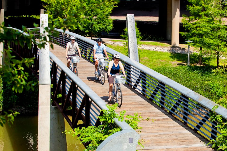 The Zombie Cyclist: Houston's B-Cycle Bike Share Program