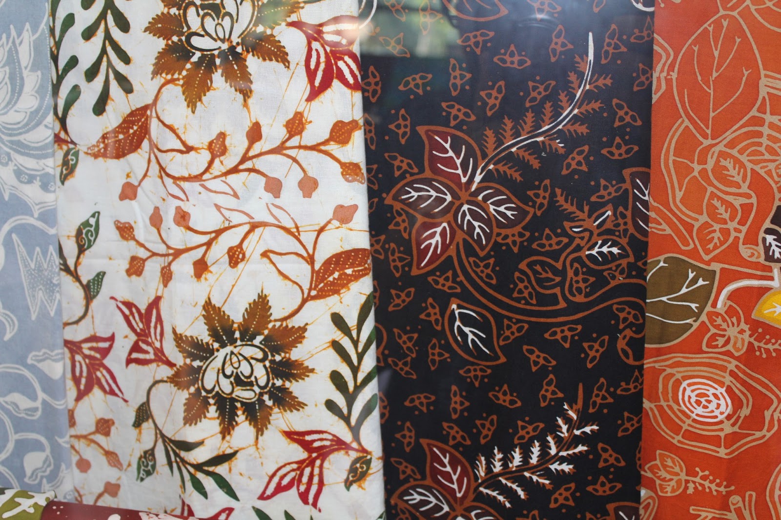 BATIK MBAKO TEMANGGUNG: BATIK MBAKO TEMANGGUNG