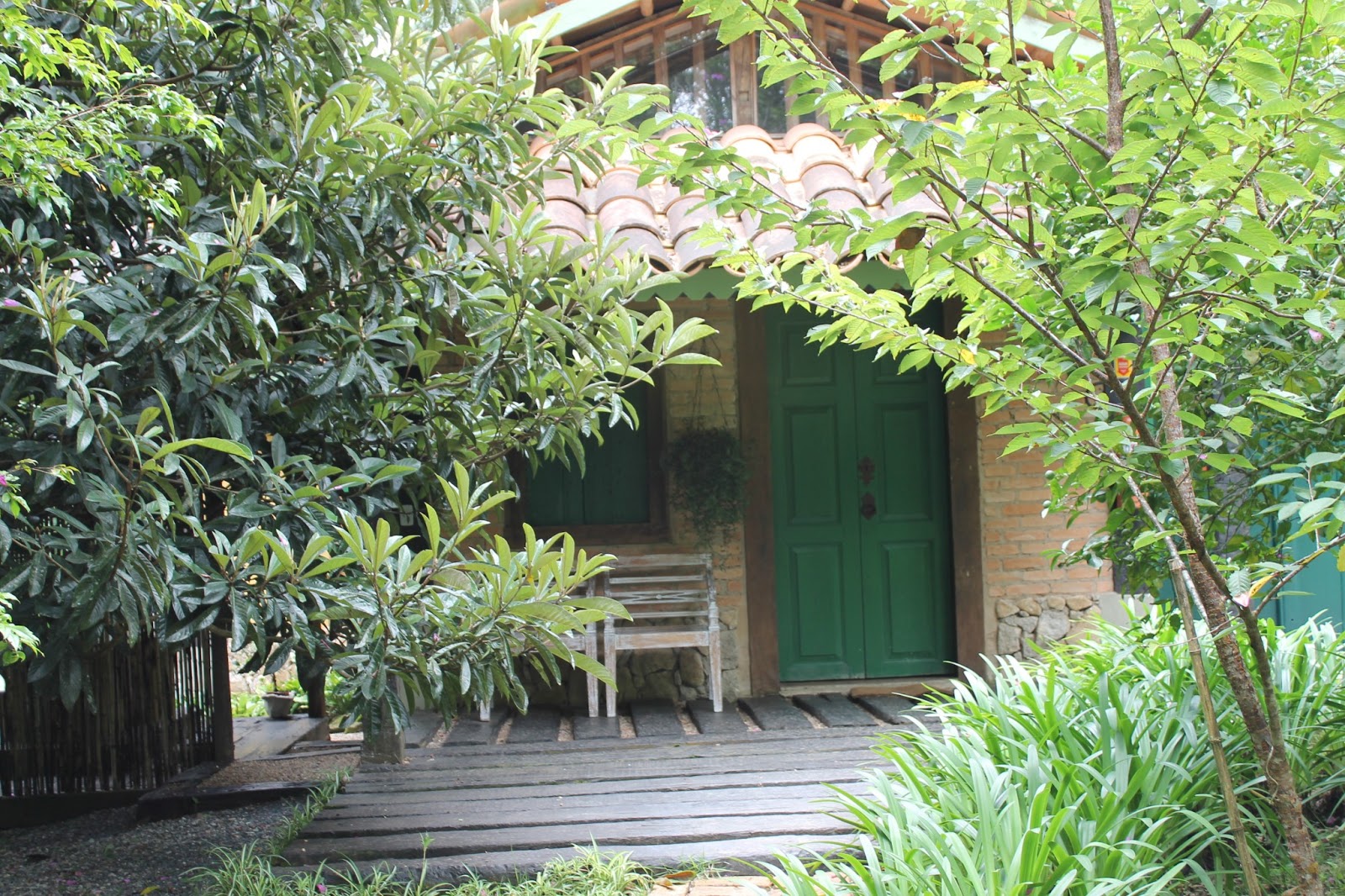 POUSADA RONCO DO BUGIO EM PIEDADE - Viagens Por Aí