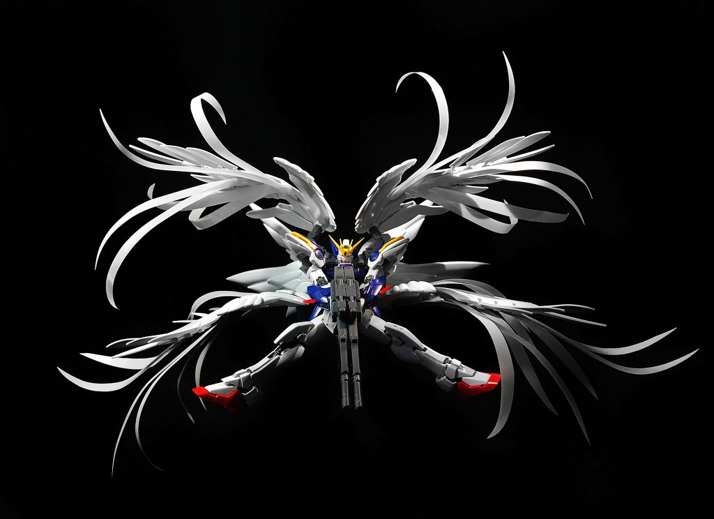 Custom Build: RG 1/144 Wing Zero Custom EW + Custom Feather Effects ...