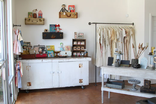 Vintage Clothing Blog | Vintage Wedding Dresses | Salvage Life