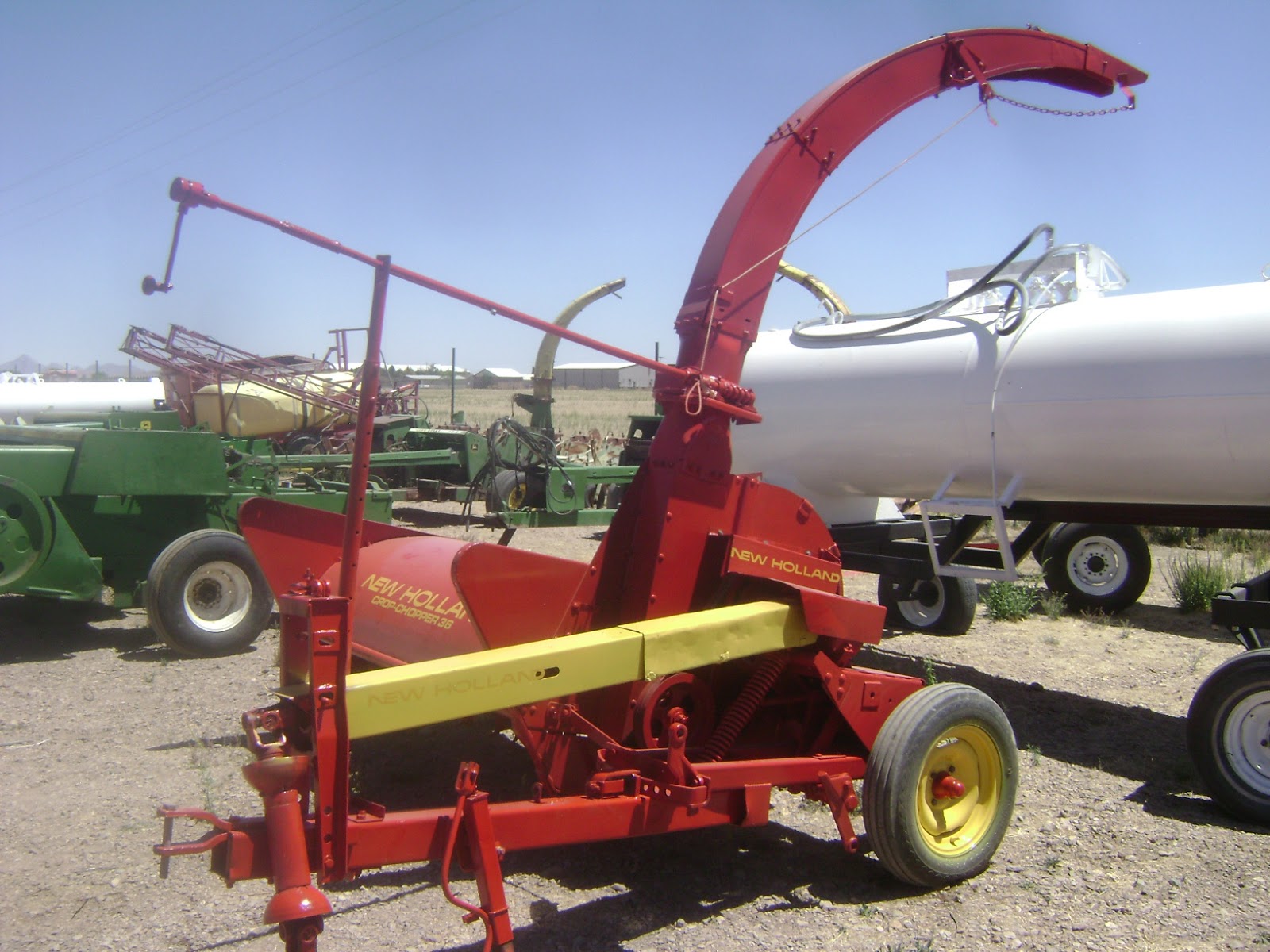 MAQUINARIA AGRICOLA INDUSTRIAL: Conchita Crop Chopper New Holland 36 ...