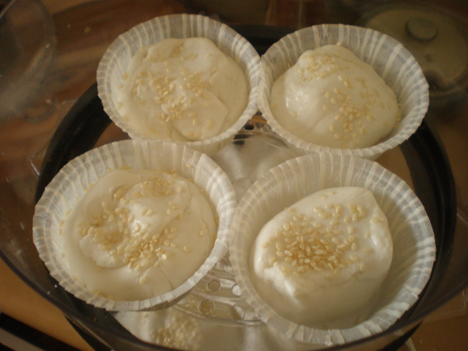 The InTolerant Chef ™: Steamed Coconut Buns