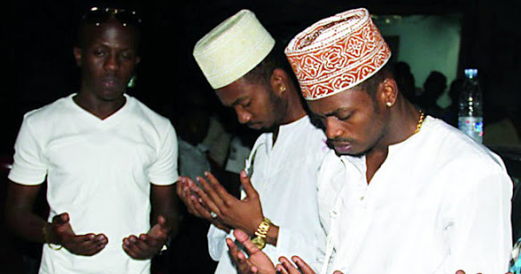 A feast for the eyes!: Diamond platnumz angers Muslims