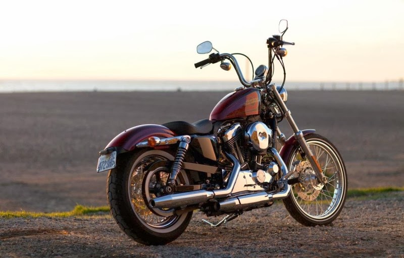 Harley-Davidson Seventy-Two Bike Prices, Images
