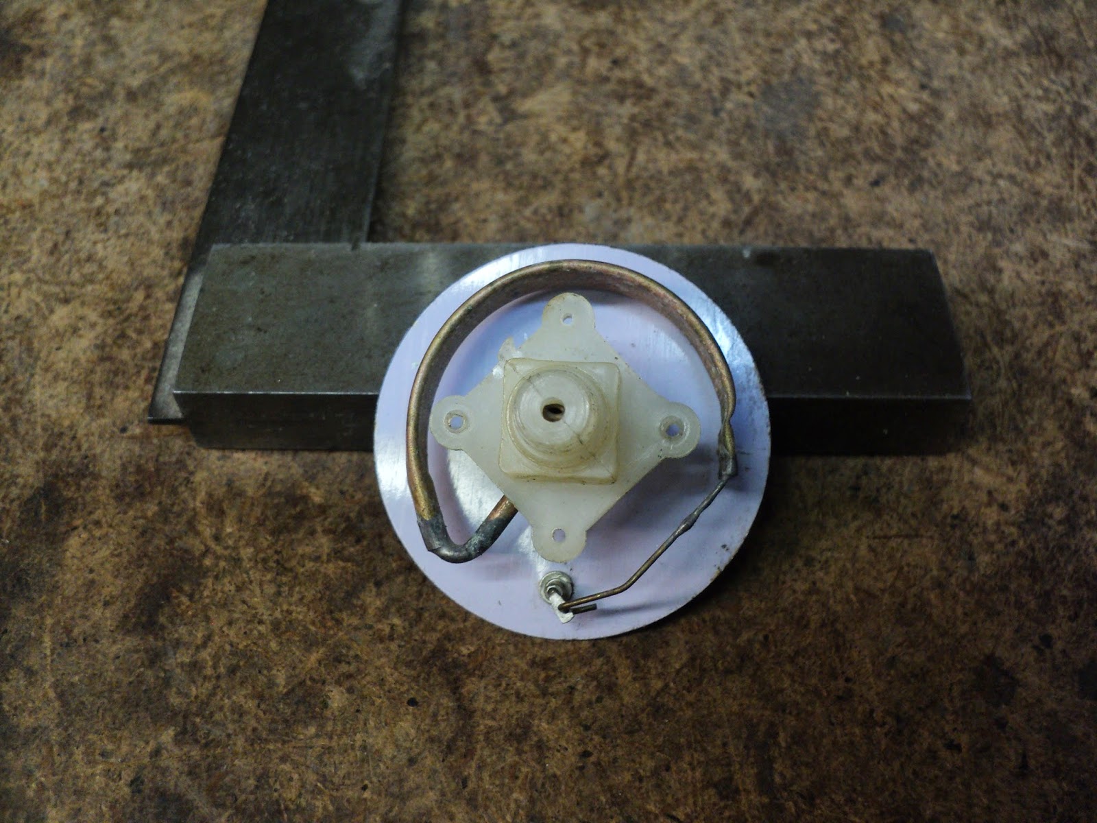 Rouge River Workshop: Bourdon Tube -- An Elementary Example