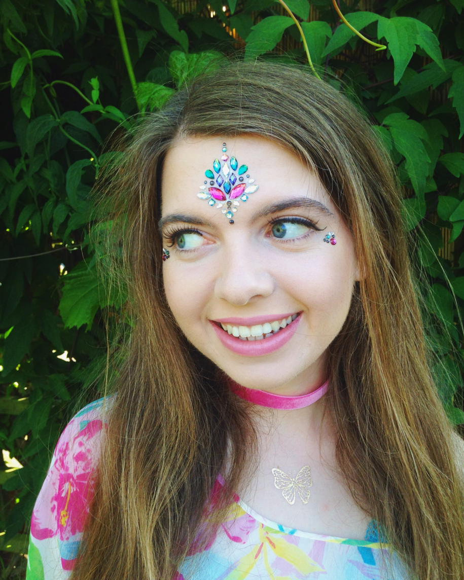 Getting Glitzy With 'The Gypsy Shrine' | Coconut Couture