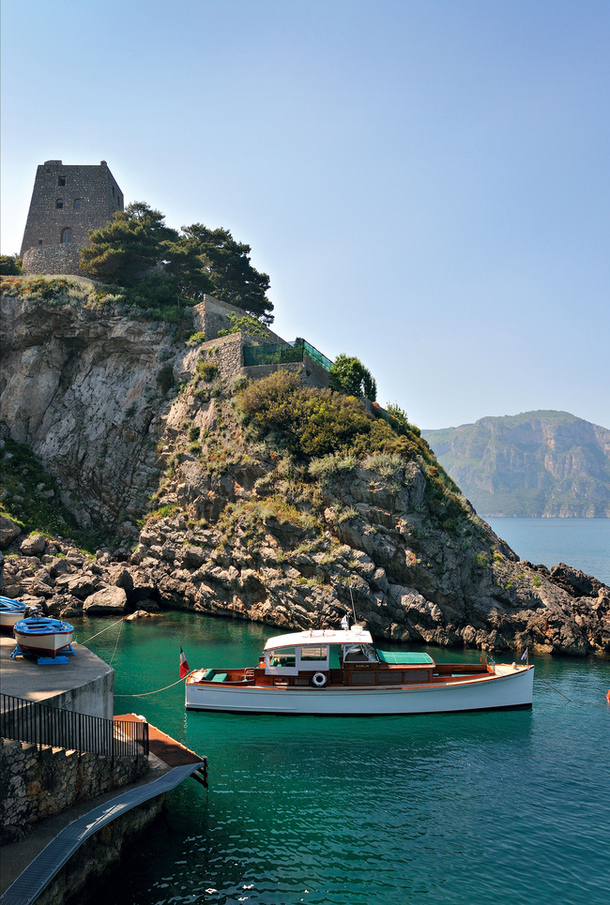 FRESH + TWIST : House Tour: Isola de Li Galli