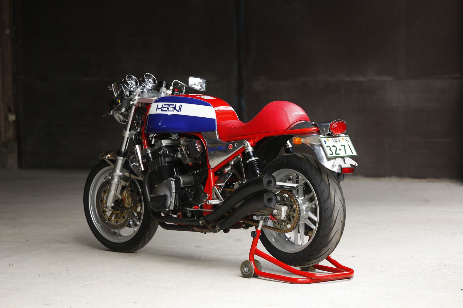 ritmo albero: MAGNI 1200S SOLD OUT