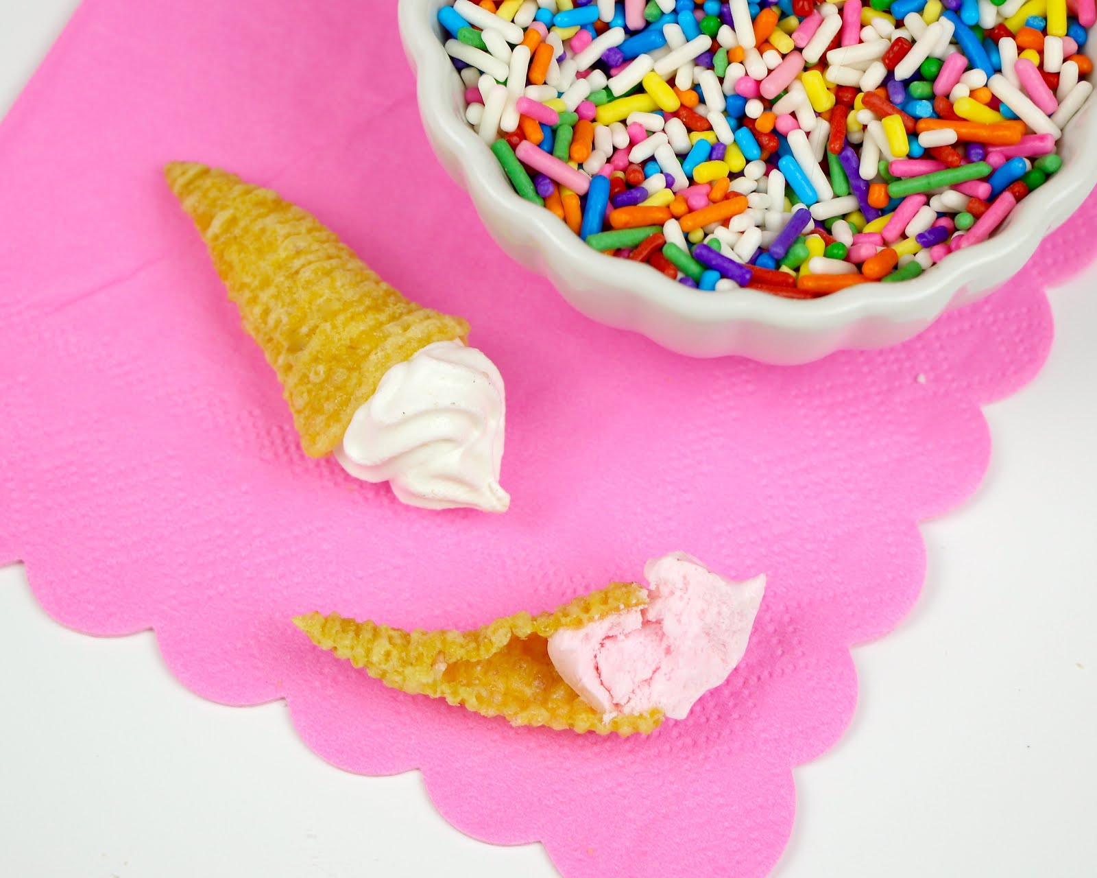 {VIDEO} Mini Bugle Ice Cream Cone Meringues - The Lindsay Ann