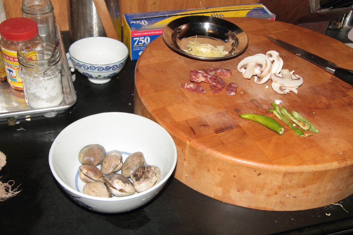 eat, drink, men, women 飲食男女: chinese clay pot rice - 煲仔飯