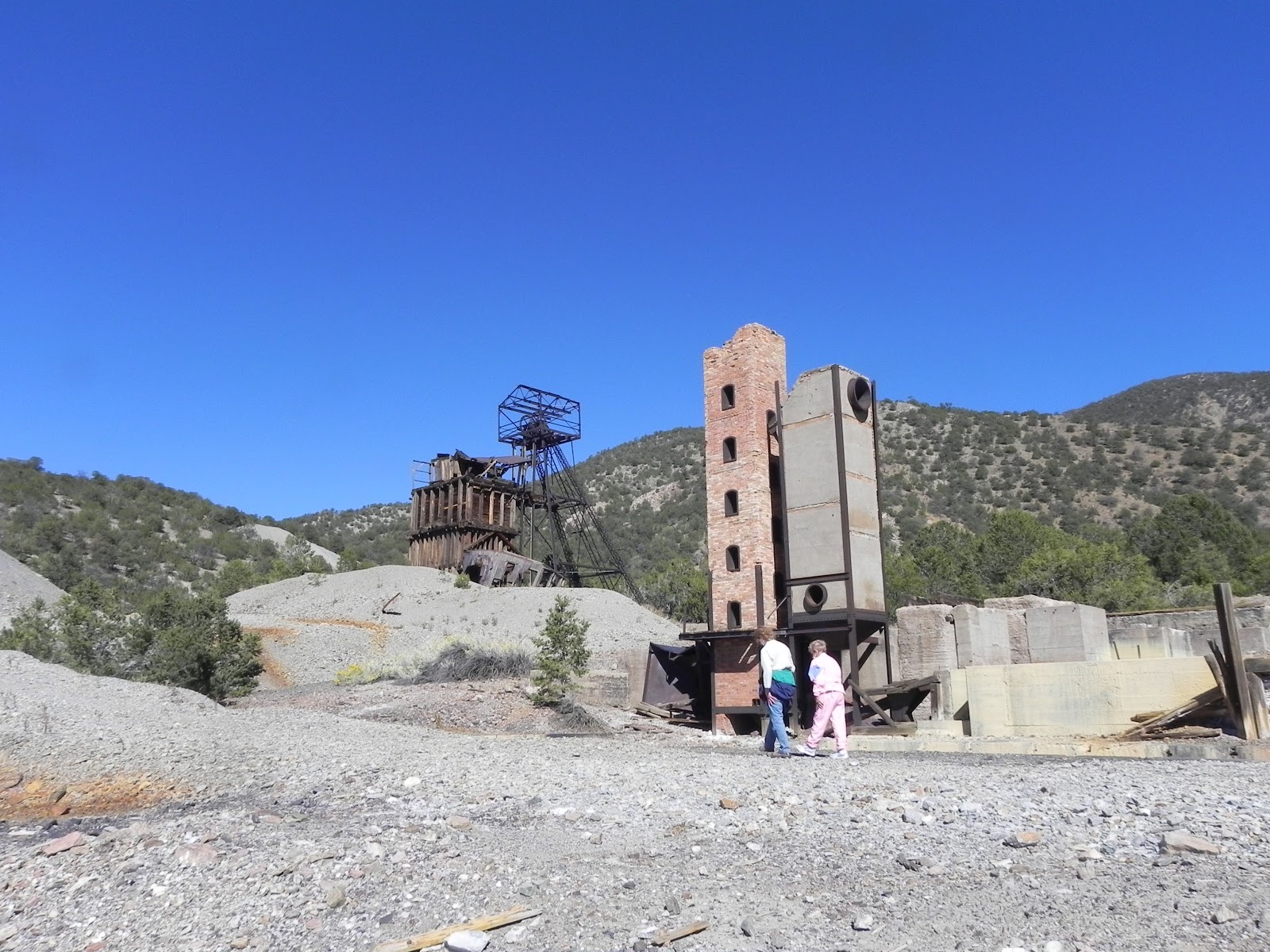 Northwest and Southwest Rockhounding: Kelly Mine New Mexico
