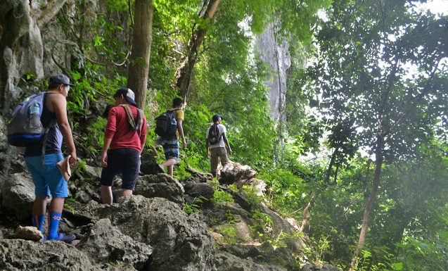 Mt. Manalmon | Travel Guide - The Pinoy Traveler