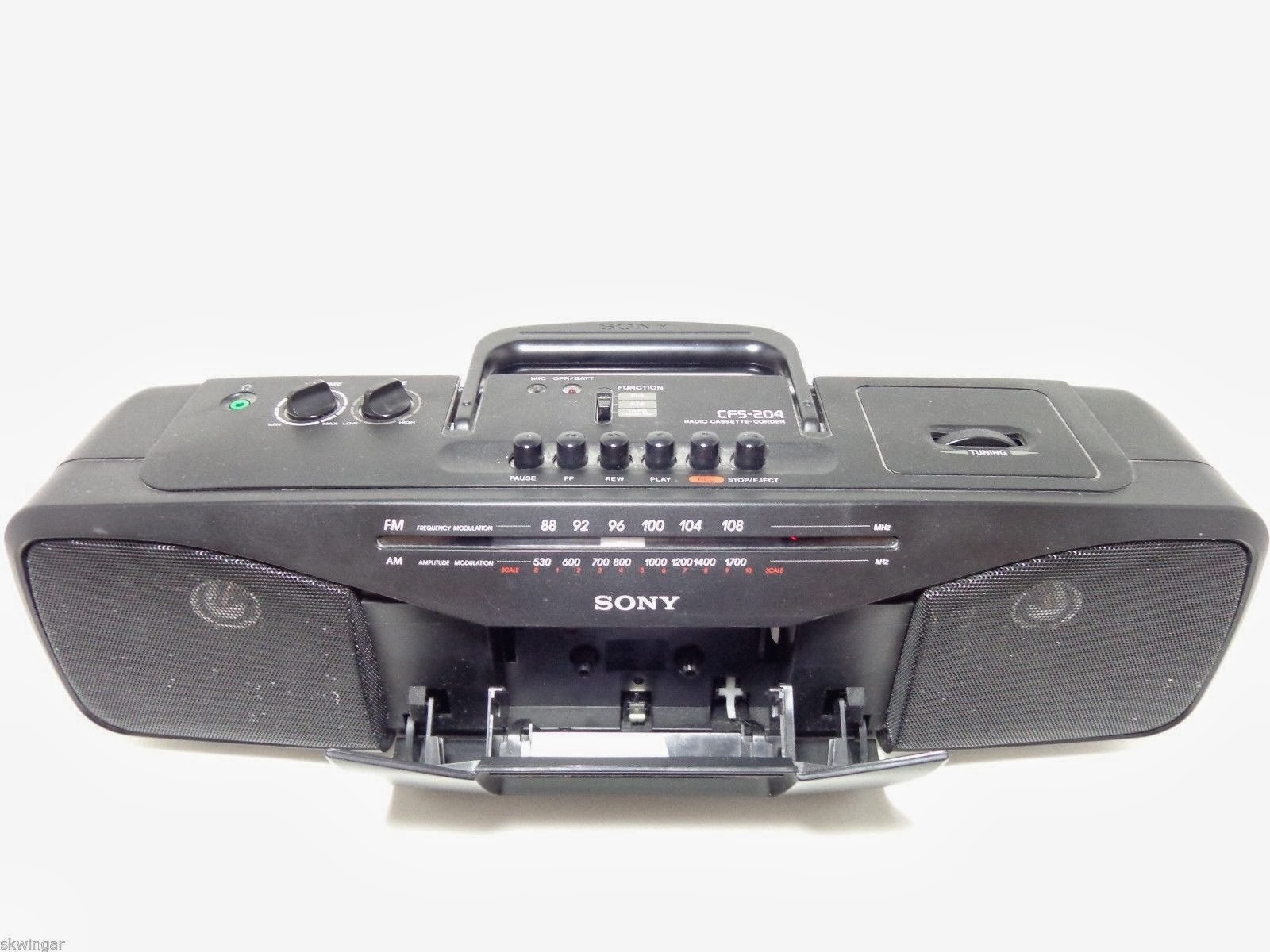Sony CFS-204 RAdio Cassette-Corder Black Portable AM/FM Radio Boombox ...