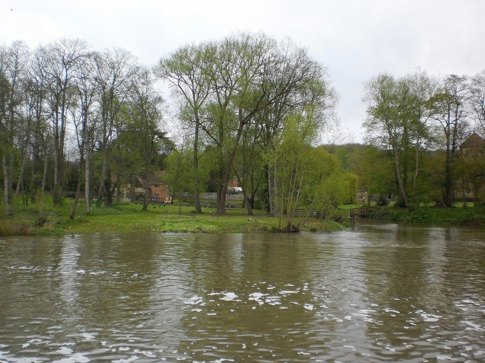 Las rutas de Nu: Thames Path: Reading to Goring