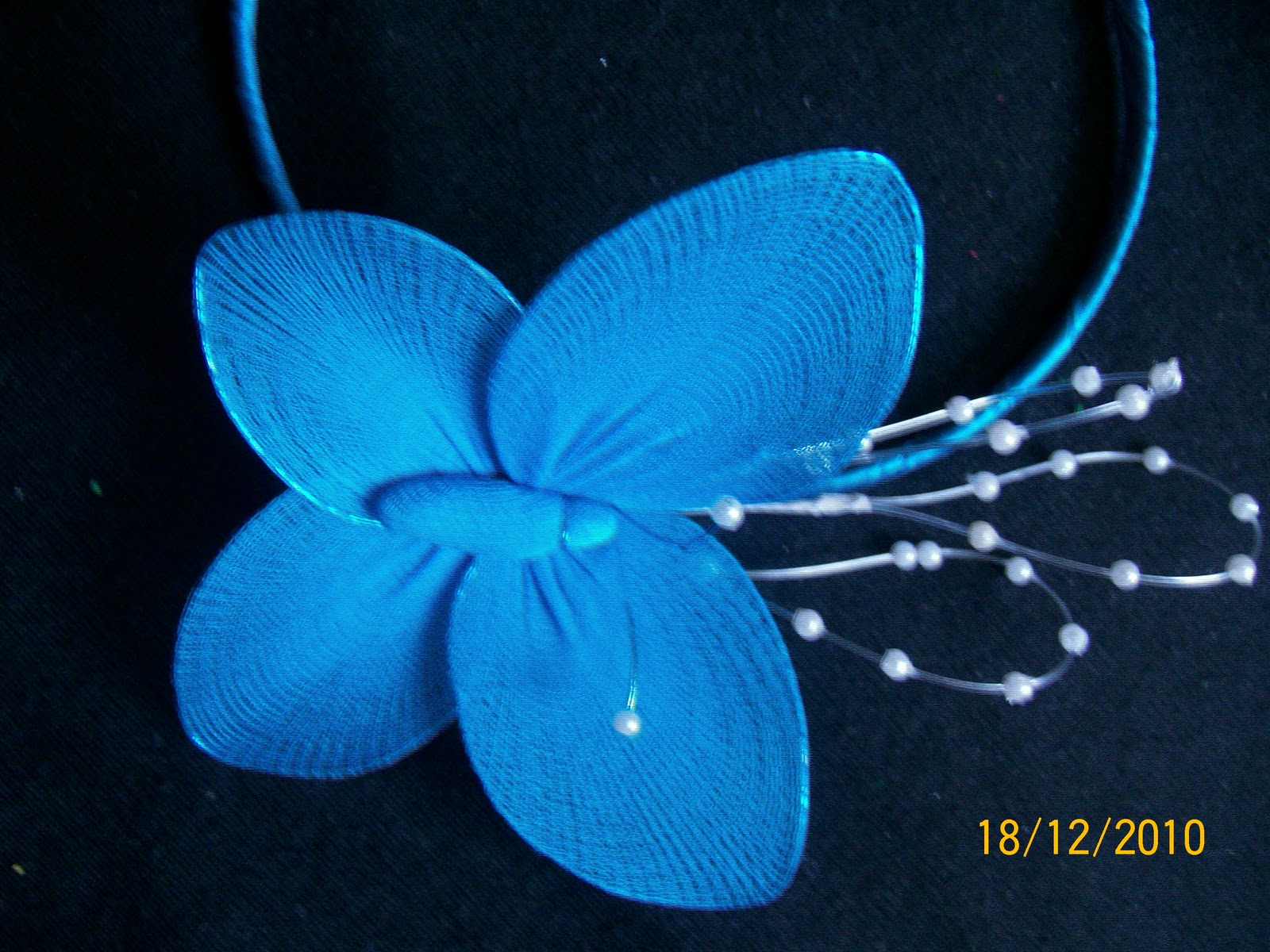 Tinas Creations: Instructions on making a nylon stocking butterfly