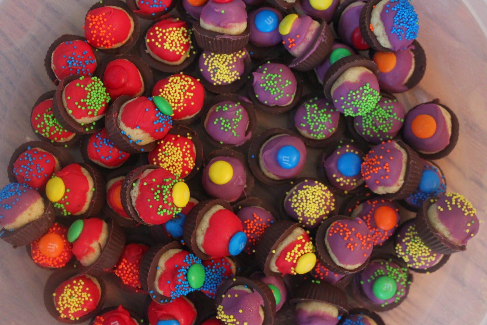 Keeping up with the Kiddos: Tiny Cupcake Bites