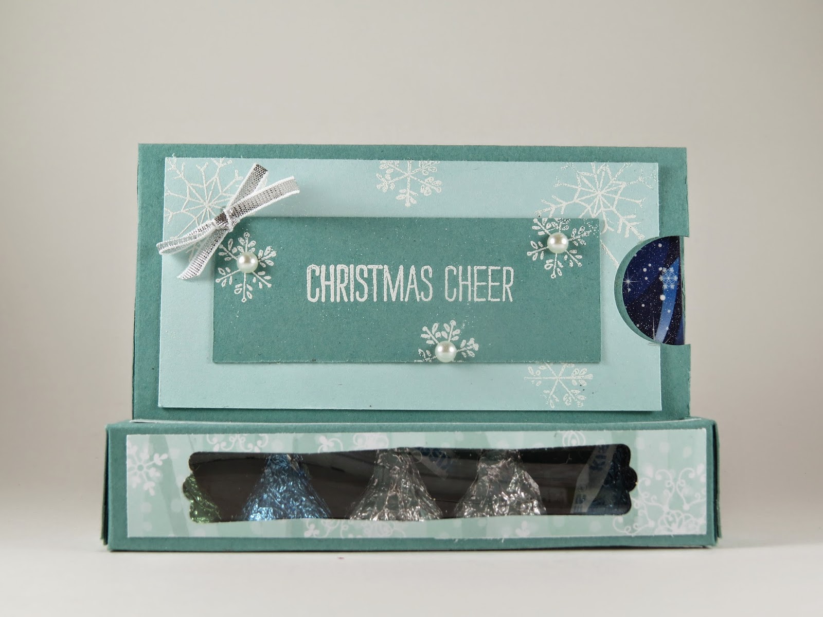 Stampingwithamore: Christmas Cheer Gift Card/Treat Box