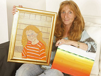 Kim Noble, dengan 20 Kepribadian