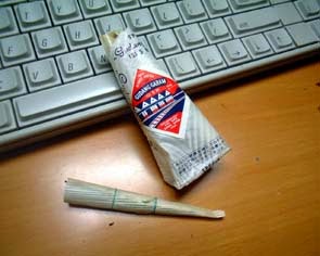 ROKOK KLOBOT GUDANG GARAM - TOKO KLONTONG AZ