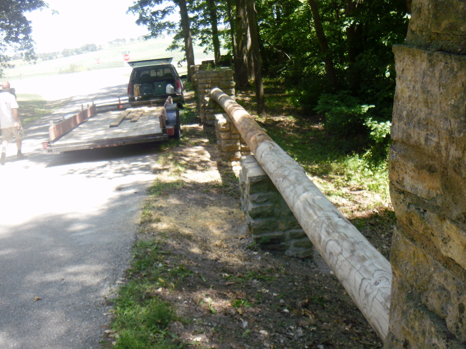 BCKRVUE: LINKING LOGS