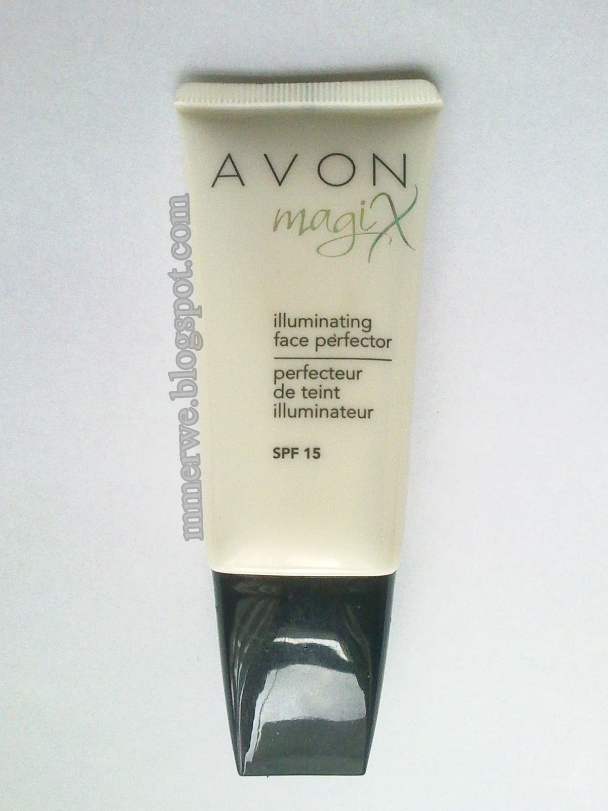 mmerwe: Ürün İncelemesi : Avon Magix İlluminating Face Perfector ...